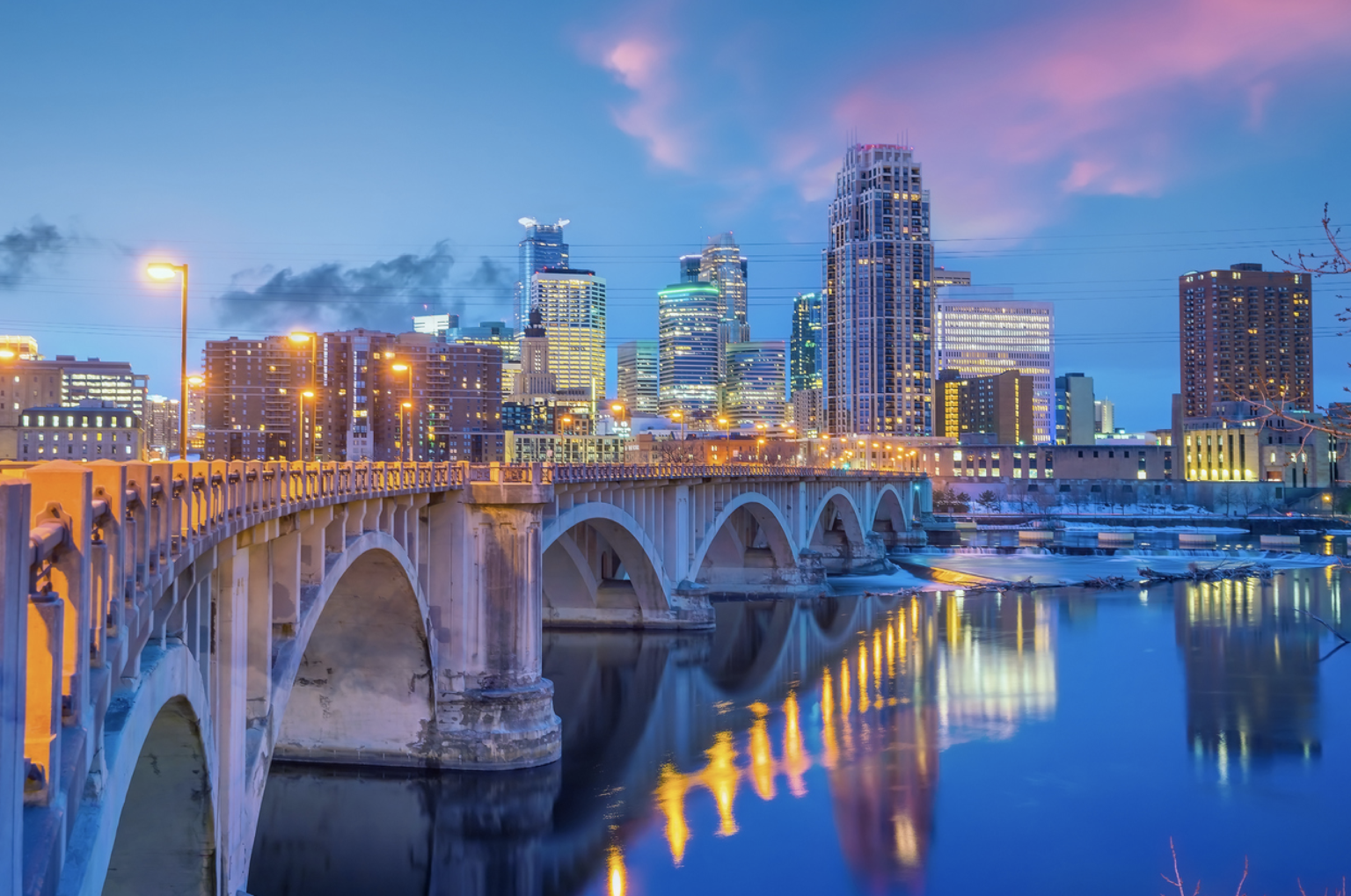 July 07/13/22 Delta Hotels Minneapolis Northeast Venue with In-House ...